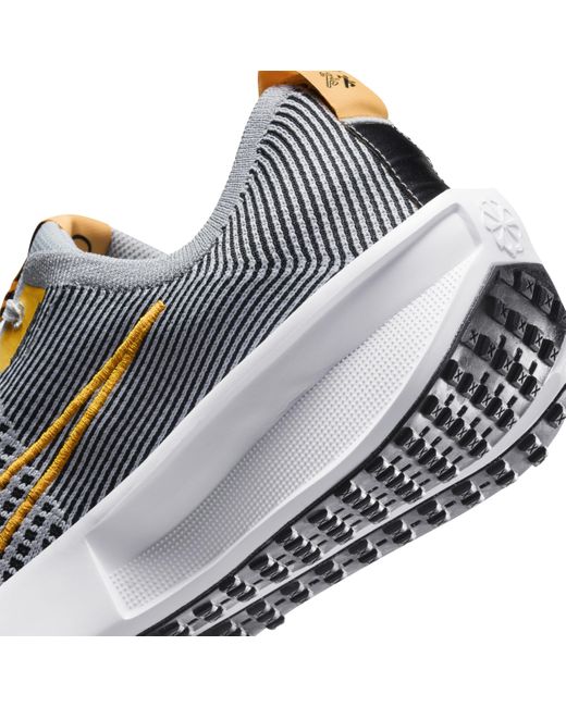 Nike Interact Run Road Running Shoes in Gray for Men | Lyst