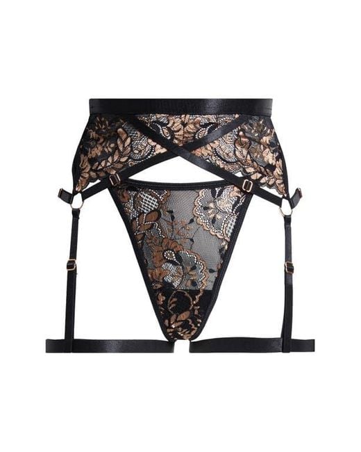 Coquette Br />Strappy Underwire Bra, Thong & Garter Belt Set