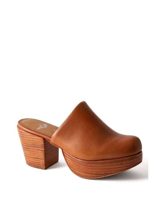 Fortress Ava Leather Clog Mule in Brown | Lyst