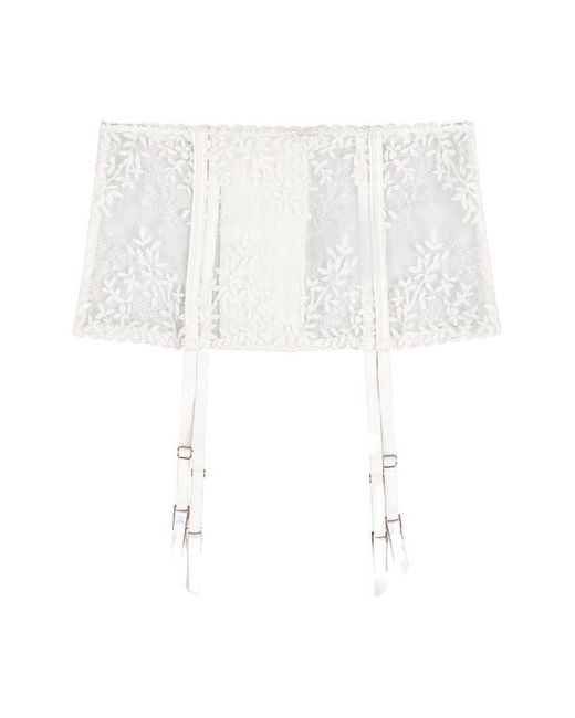 Huit Amoureuse Lace Garter Belt in White | Lyst