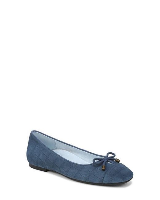 Vionic Klara Cap Toe Ballet Flat in Blue | Lyst