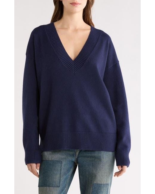GOOD AMERICAN Oversize V-Neck Sweater in Blue | Lyst