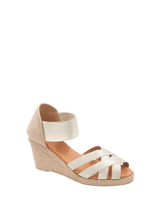 Andre Assous Adin Wedge Sandal in Natural | Lyst