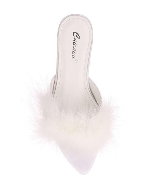 Memoi Mona Marabou Feather Pump in White | Lyst