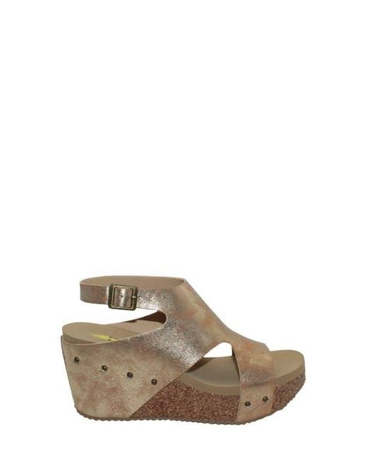 Volatile Poolside Water Resistant Wedge Platform Sandal in Brown | Lyst