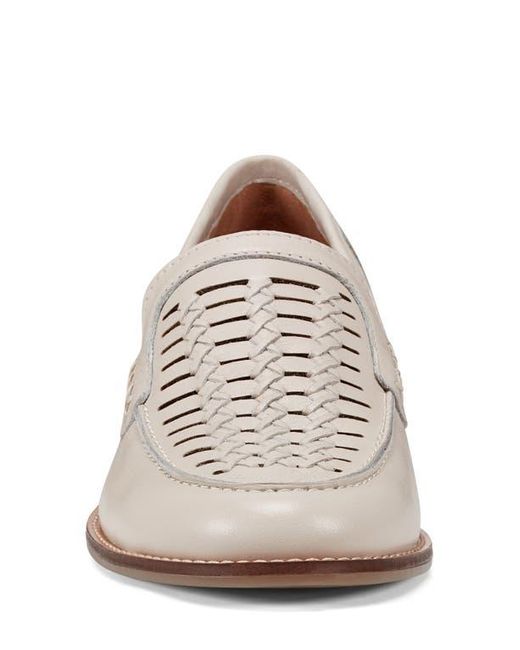 Earth Elona Loafer in White | Lyst