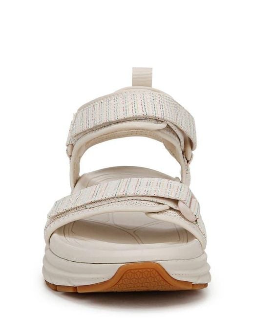 Vionic Walk Max Wanderer Sandal in White | Lyst