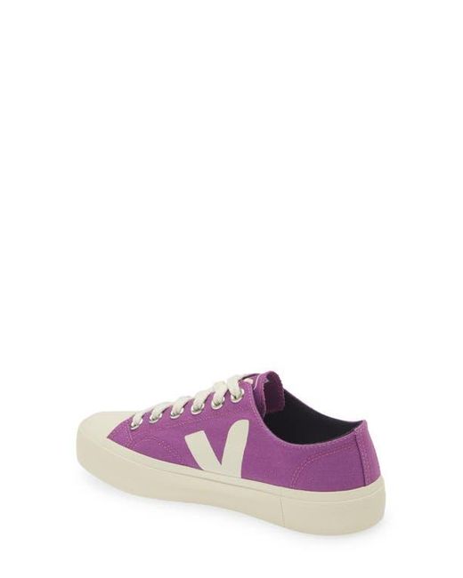 Veja Wata Ii Low Top Sneaker in Purple | Lyst