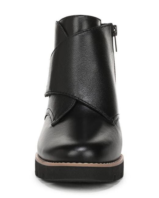 Vionic Abby Wedge Bootie in Black | Lyst
