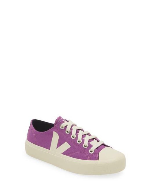 Veja Wata Ii Low Top Sneaker in Purple | Lyst