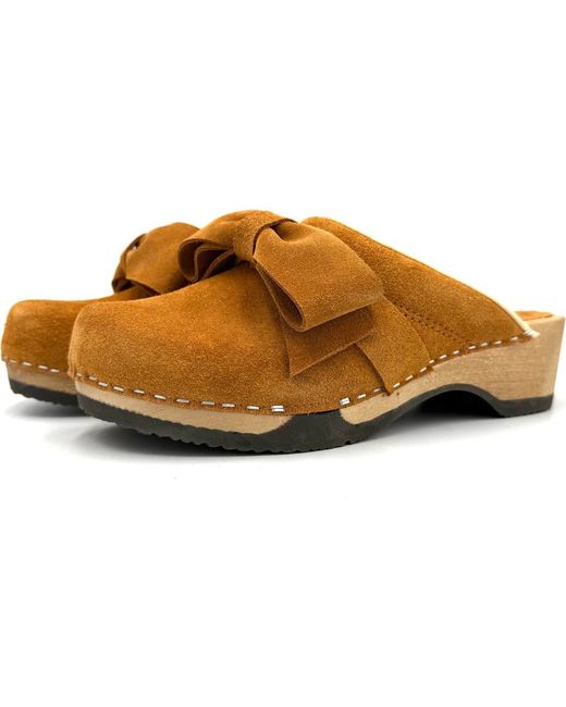 KUNSTEN Embla Bow Clog in Brown | Lyst