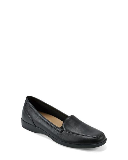 Easy Spirit Casual Moc Toe Flat in Black | Lyst