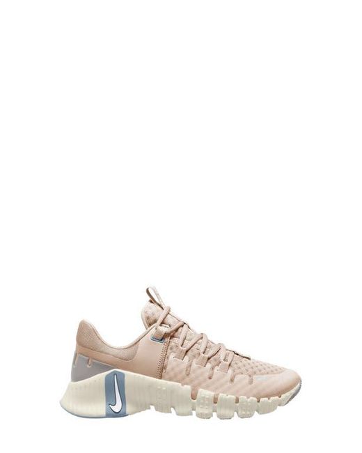 Nike Free Metcon Training Shoe in Pink | Lyst