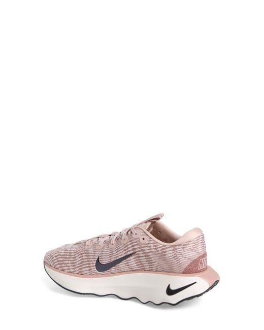 Nike Motiva Road Runner Walking Shoe in Pink | Lyst