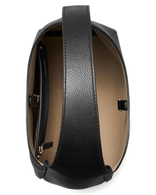 Tory Burch Small Romy Pebble Leather Hobo Bag in Black | Lyst