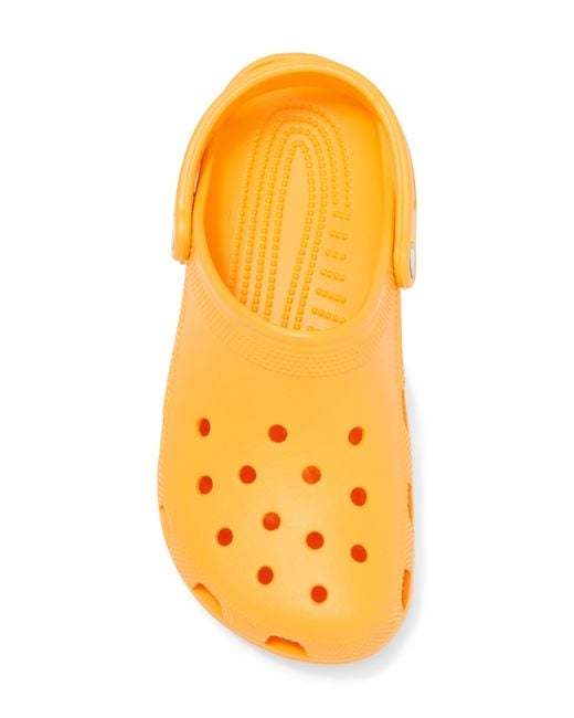 Crocs™ Classic Clog in Orange | Lyst