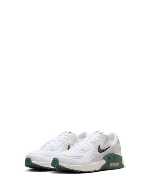 Nike Air Max Excee Sneaker in White | Lyst