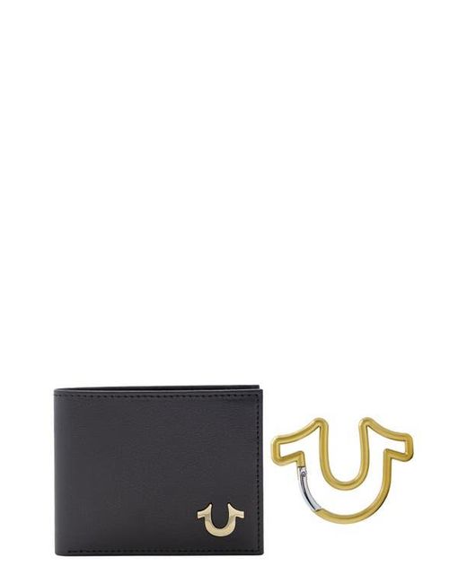 TRUE RELIGION Bifold Wallet & Horseshoe Carabiner Gift Set in Gray | Lyst