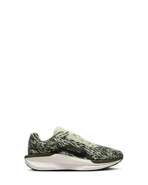 Nike Winflo 11 Road Runner Running Shoe in Green | Lyst