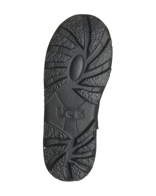 UGG Essential Short Boot in Black | Lyst