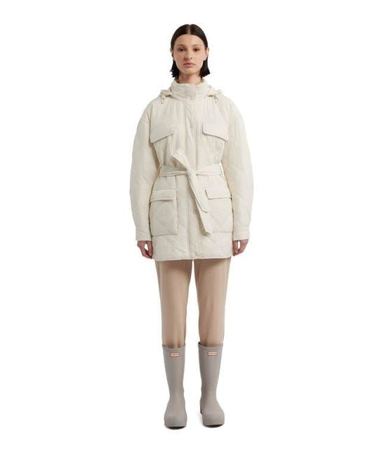 HUNTER Belted Packable Quilted Jacket in White | Lyst