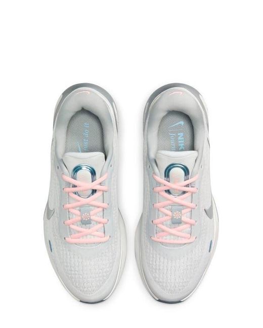 Nike Journey Road Runner Sneaker in White | Lyst