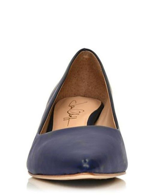 Joan Oloff Kitten Heel Leather Pointed-Toe Pumps in Blue | Lyst