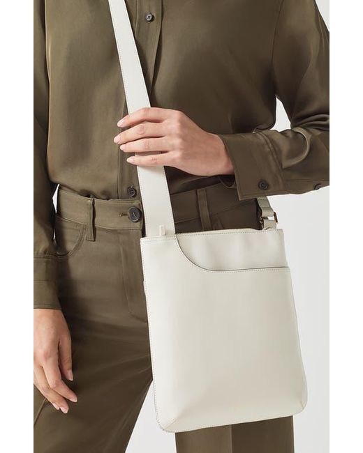 Radley Pockets Icon Medium Crossbody Bag in White | Lyst