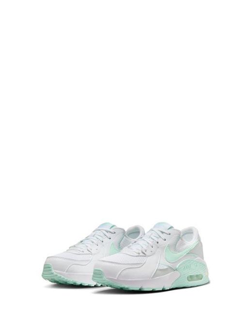 Nike Air Max Excee Sneaker in White | Lyst