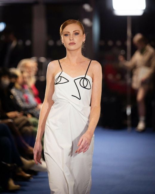 Chenchen Studio Face Dress in Black | Lyst