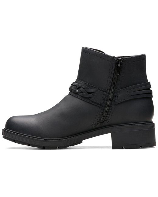 Clarks Hearth Kaylie Leather Bootie in Black | Lyst UK