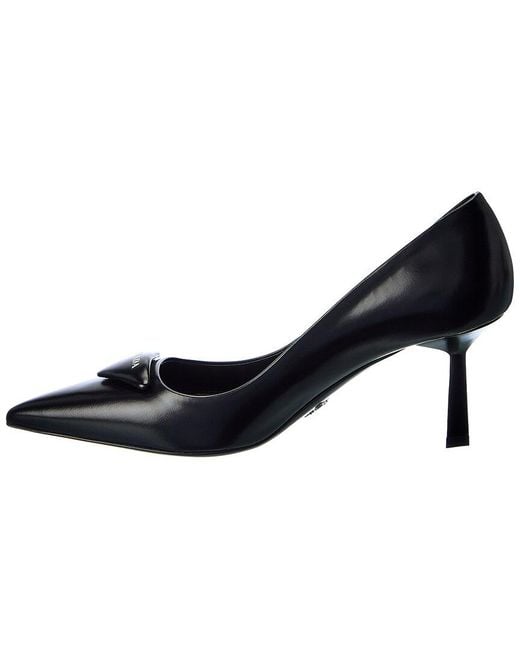 Prada Logo Leather Pointy-Toe Pump in Black | Lyst UK