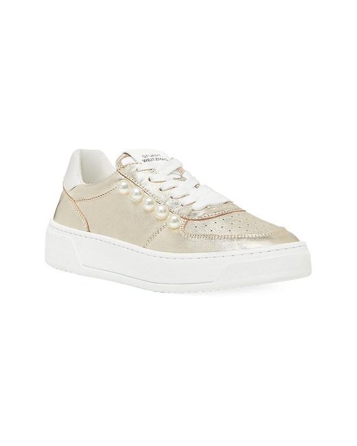 Stuart Weitzman Courtside Pearl Metallic Low-Top Sneakers in White | Lyst