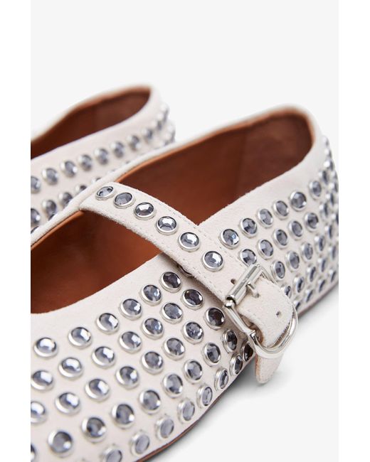 Alaïa Embellished Greige Suede Ballet Flats in White | Lyst