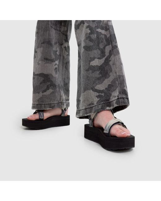 Teva Flatform Universal Sunscape Sandals in Brown | Lyst UK