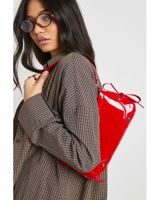 Boohoo Bow Detail Vinyl Shoulder Bag in Red | Lyst UK