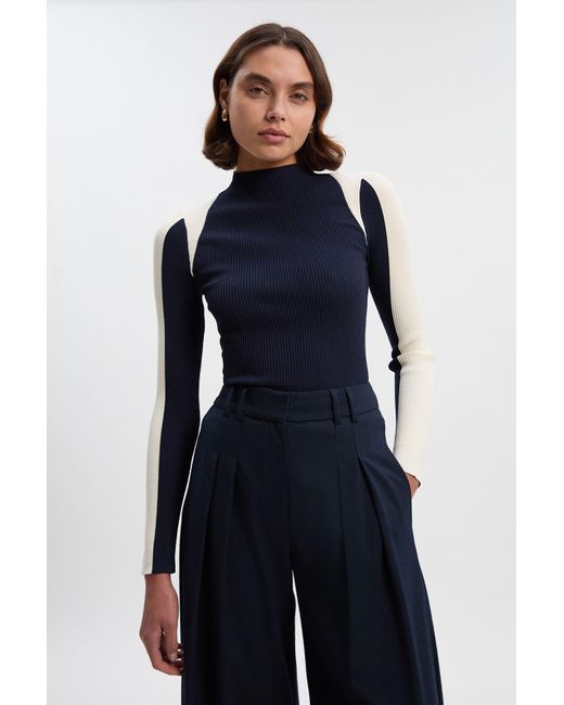 Karen Millen Rib Knit Colour Block Top in Blue | Lyst UK