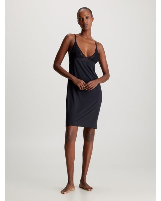 Calvin Klein Sculpt Lace Lounge Full Slip Nightdress in Black | Lyst UK
