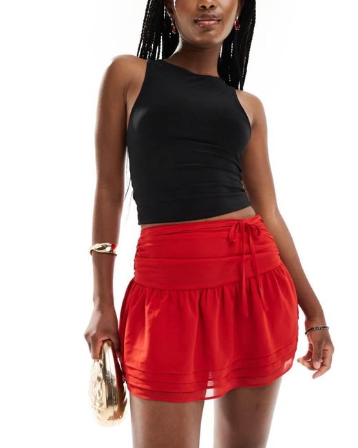Kaiia Exclusive Ruffle Hem Tie Detail Mini Skirt in Red | Lyst UK
