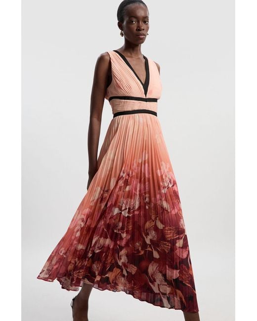 Karen Millen Pleated Boddice Detail Woven Maxi Dress in Red | Lyst UK