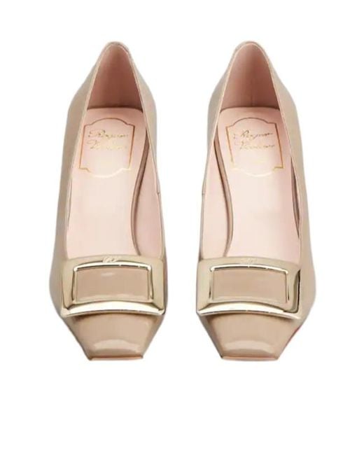 Roger Vivier Logo Engraved Block Heel Pumps in Natural | Lyst