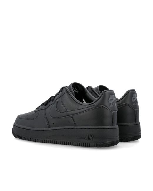 Nike Air Force 1 '07 Low-Top Sneakers in Black for Men | Lyst