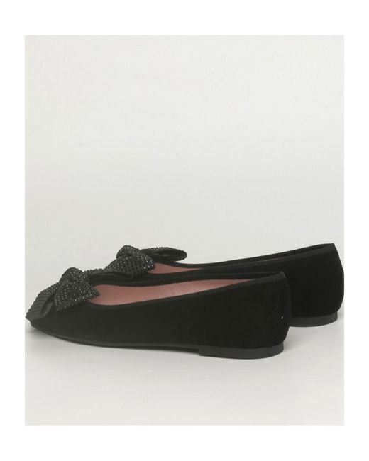 Pretty Ballerinas Ella Pointed Flats in Black | Lyst