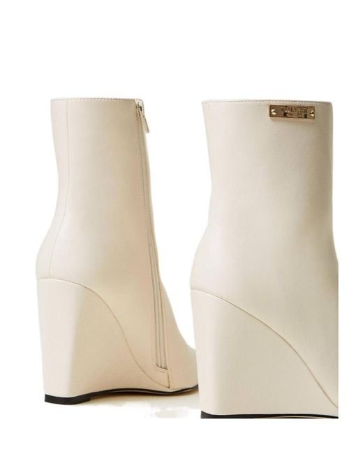 Twin Set Logo Wedge Ankle Boots in White | Lyst