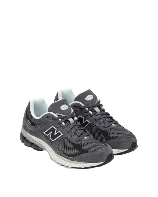 New Balance 2002R Sports Shoes in Black | Lyst