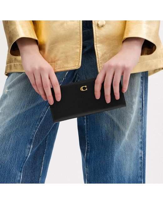 COACH Essential Simple Wallet in Black | Lyst