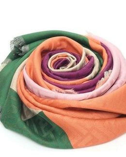 Fendi Logo Woolly Scarf in Red | Lyst