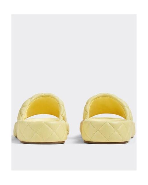 Bottega Veneta Logo Quilted Flat Bottom Flip-Flop in Yellow | Lyst