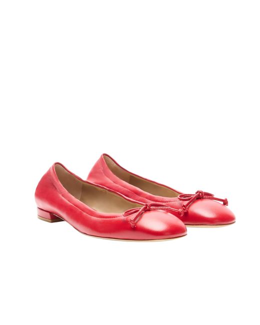 Stuart Weitzman Bria Ballet Flats in Red | Lyst