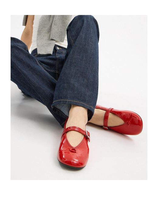 COACH Buckle-Strap Patent Leather Ballet Flats in Red | Lyst